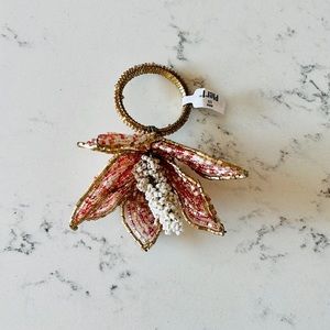 Pier 1 | Dining | Pier Beaded Hibiscus Napkin Rings Set | Poshmark